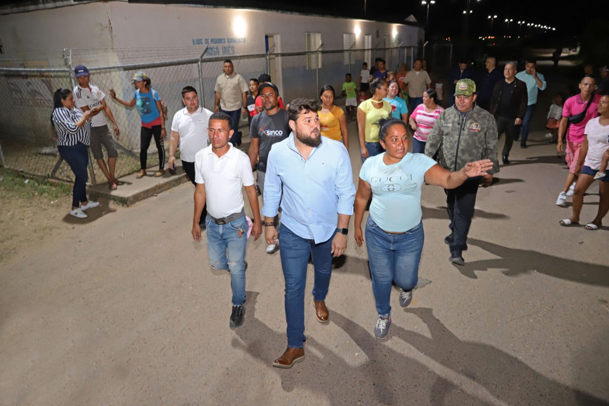 Gobernador Luna supervisó obras en el sector Rosa Inés