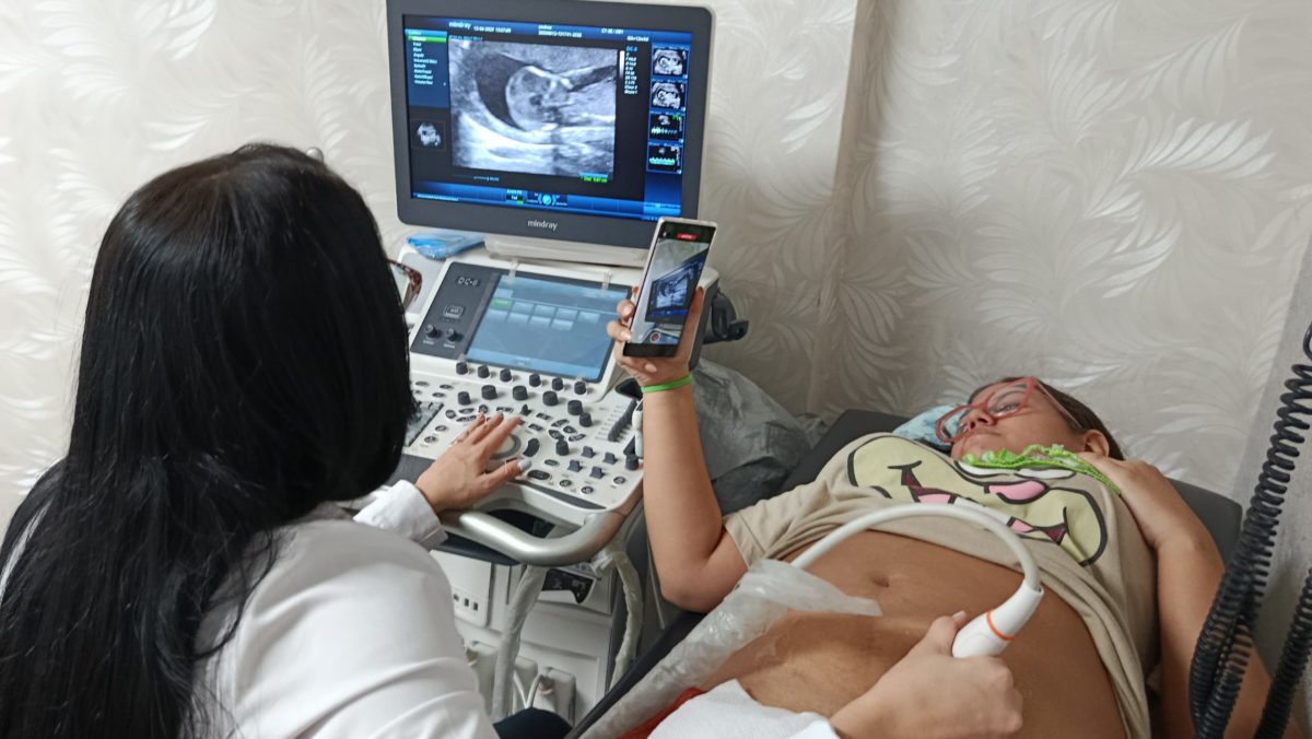 Immufa atiende a mujeres con el programa Amor gestante