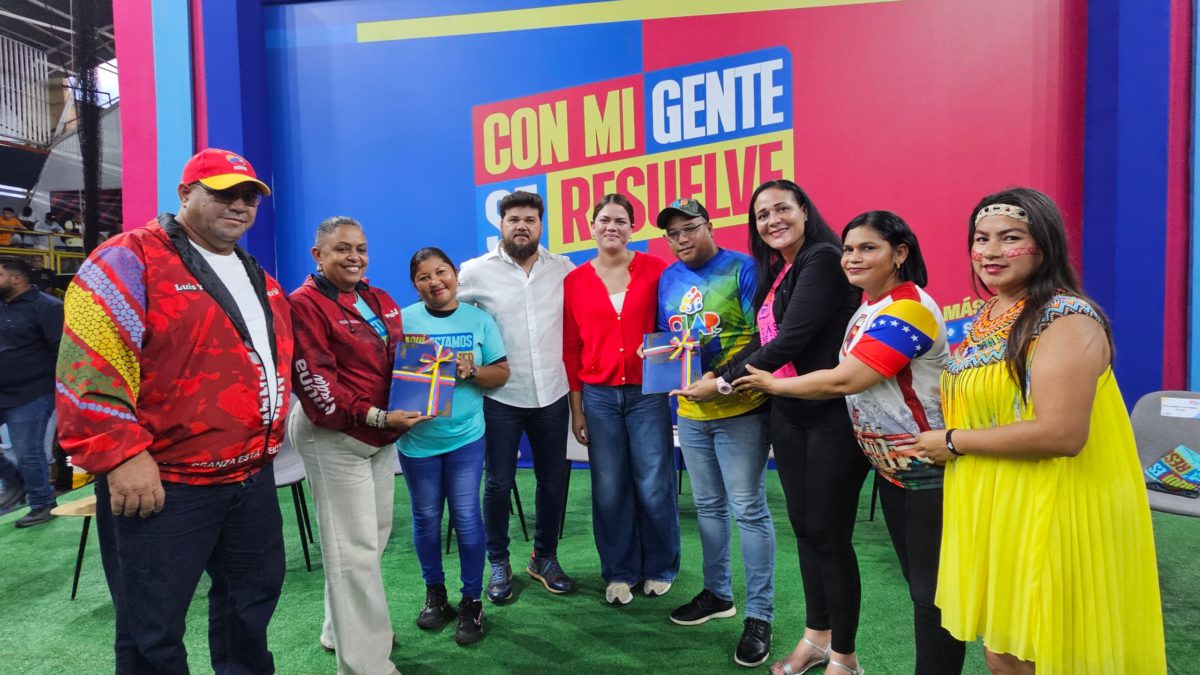 Ana Fuentes promueve el desarrollo local junto al Poder Popular